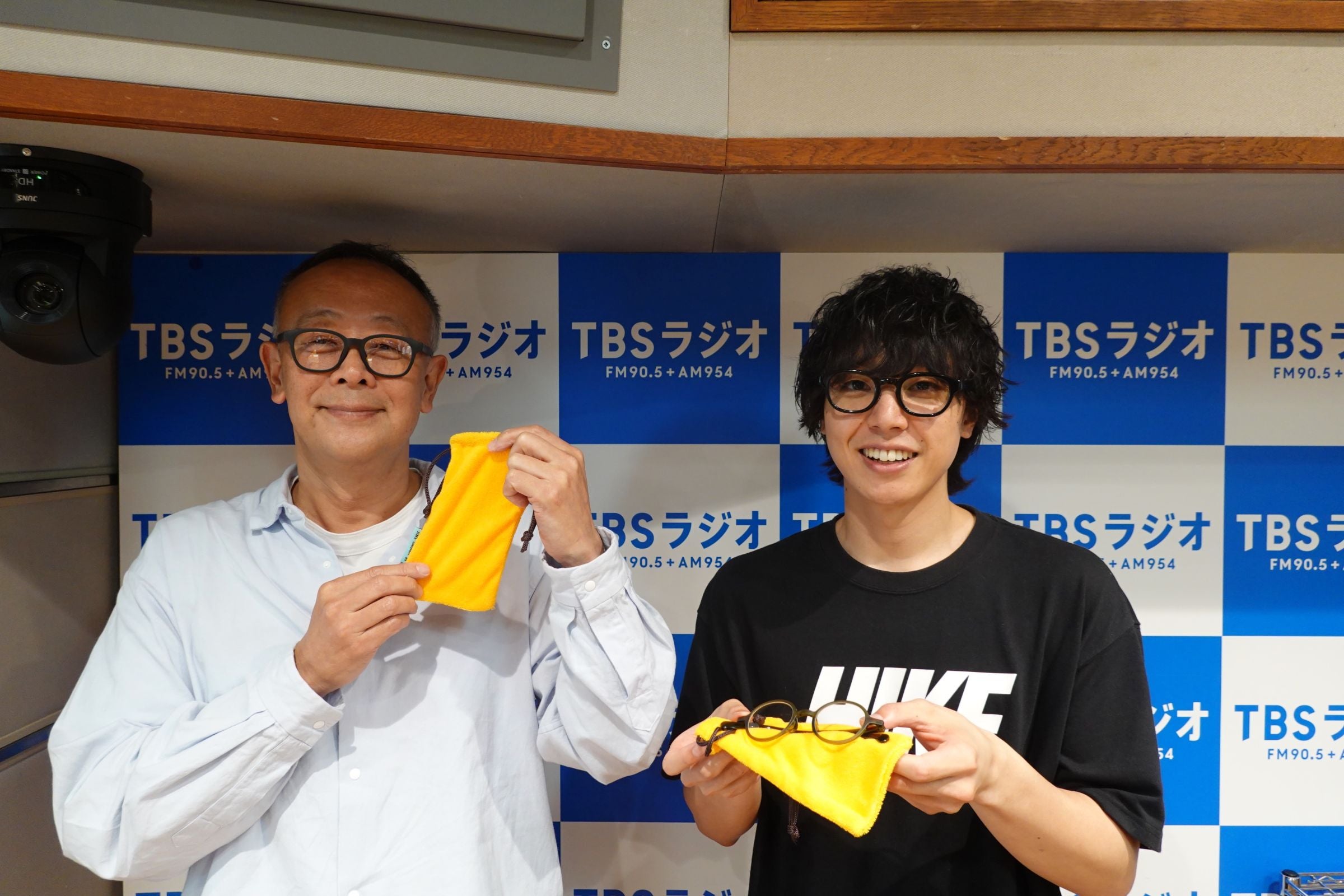 メガネでサウナを快適に！ 「サ陸両用」メガネ『JINS SAUNA』 | トピックス | TBSラジオ FM90.5 + AM954～何かが始まる音がする～