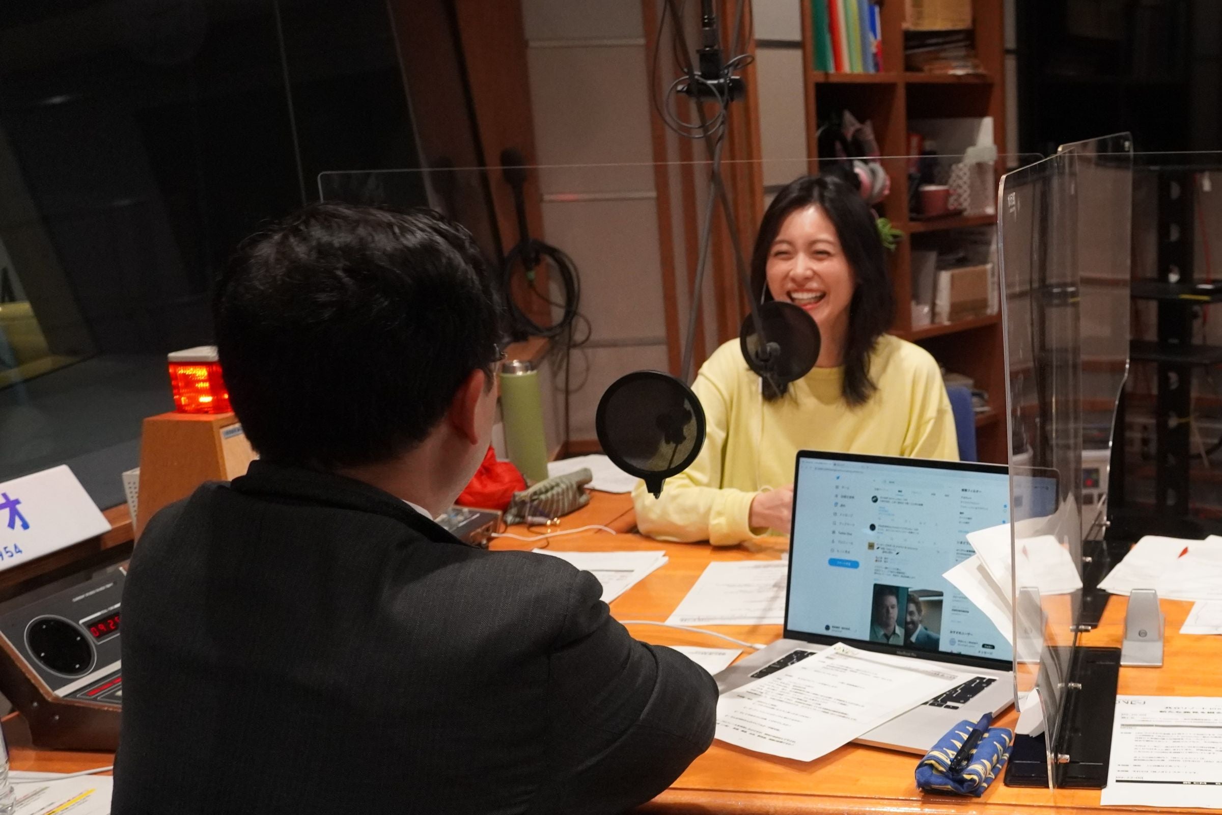 MBSの宝降臨！福島暢啓アナに本仮屋、大はしゃぎ！【#108放送後記】 | TBSラジオ