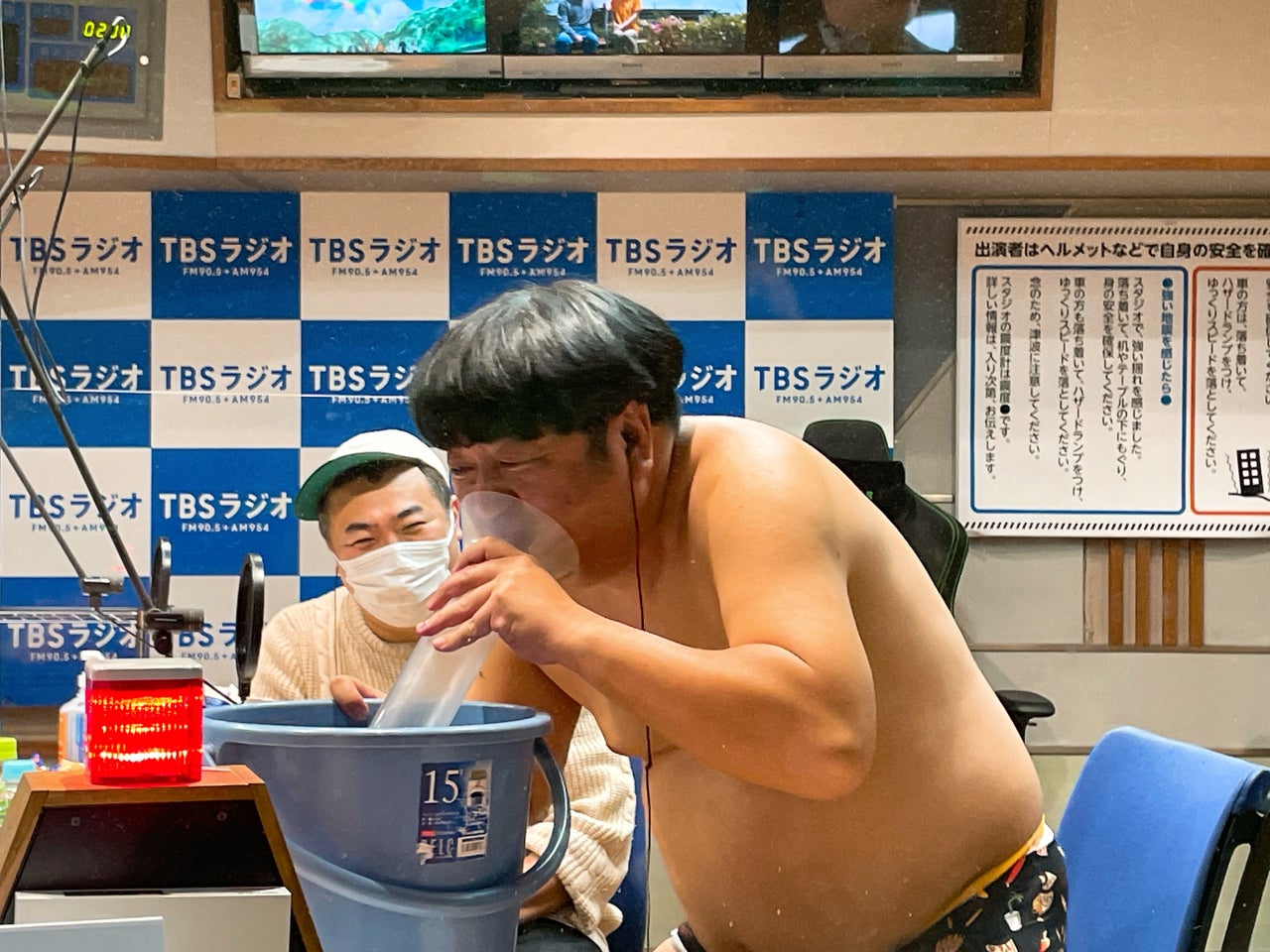 JUNK バナナマン「設楽ぎっくり腰＆日村勇紀を笑わせろ2022WINTER！」 | TBSラジオ