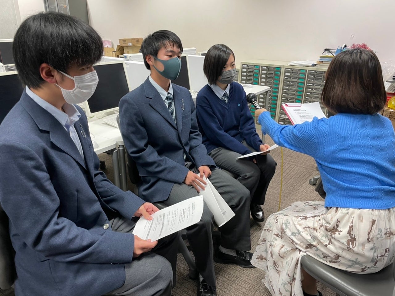 やすみりえさんご指南、高校生が川柳づくりに挑戦！ ＆ 湘南学院高等学校 授業や学生生活は？ 12月5日放送分 石井大裕×美空×志村魁（TBSラジオ ・月曜21時～） | トピックス | TBS ...